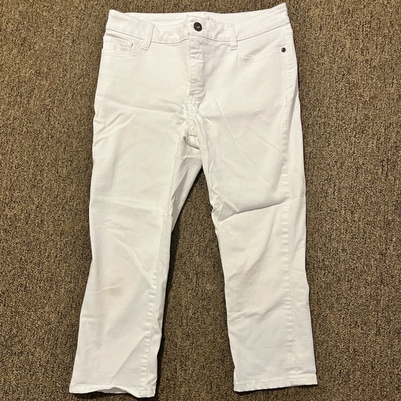 St. John's Bay | Pants & Jumpsuits | St Johns Bay Capri White Jeans ...
